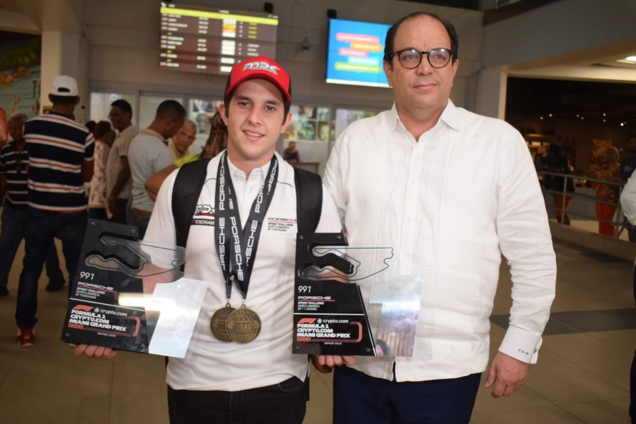 Jimmy Llibre llega al país cargado de triunfos del Porsche Spring ...