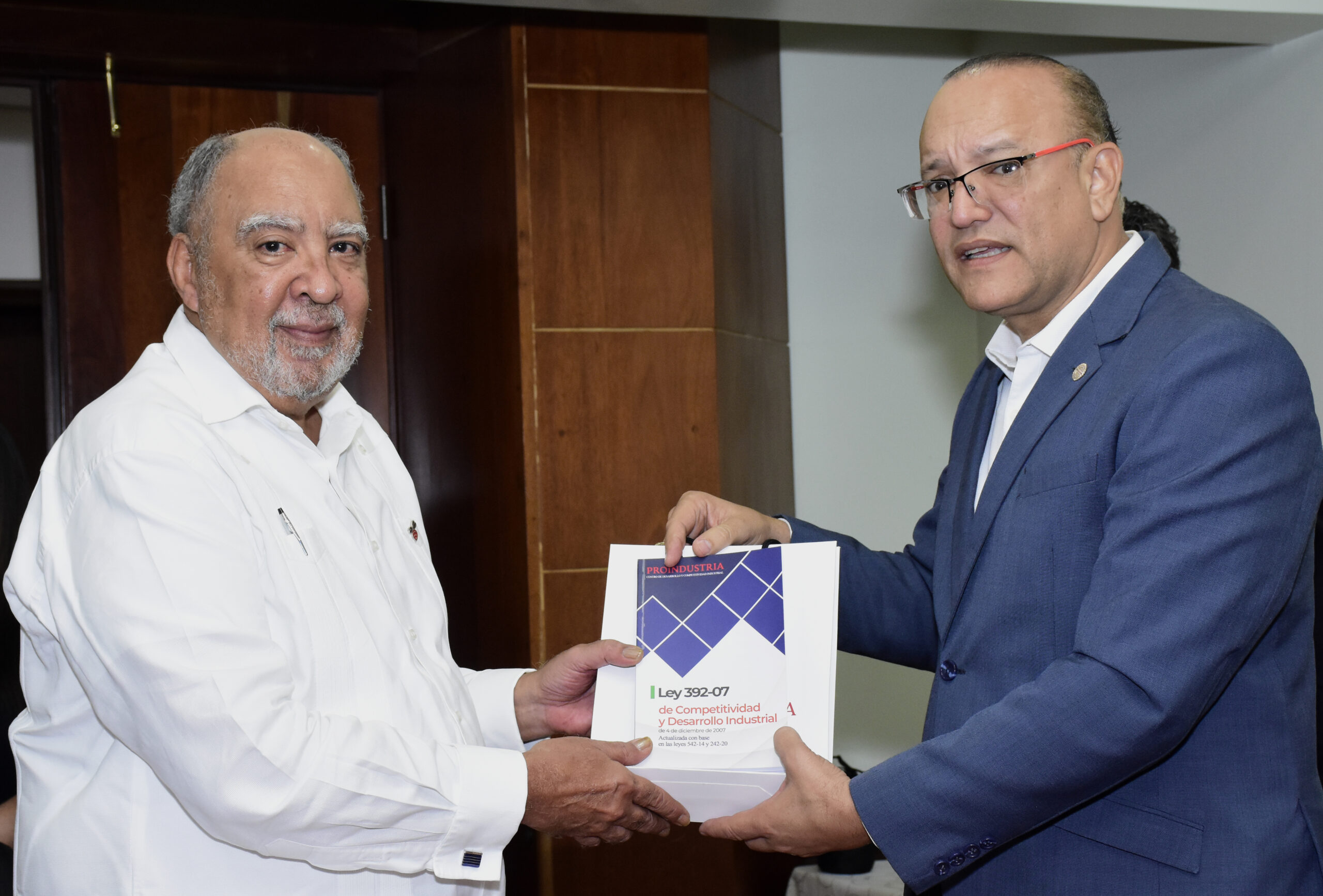 INTEC y Proindustria identifican iniciativas para impulsar al sector ...