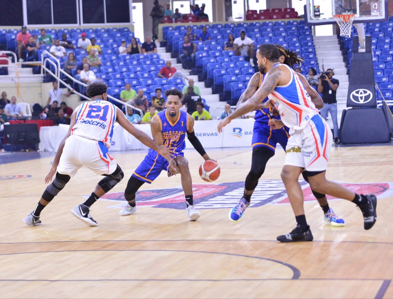 Mauricio Báez, primero con cinco triunfos en Torneo Basket Superior del ...