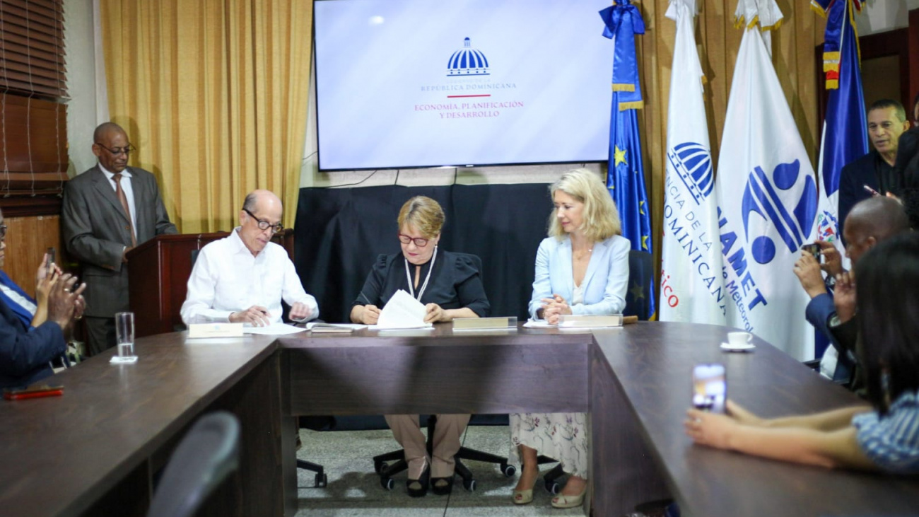 ONAMET recibe equipos para fortalecer pronóstico y monitoreo del clima ...