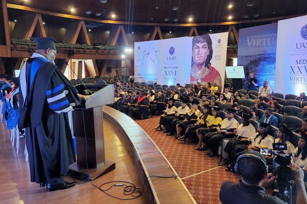 Delis Nikol Ortega Ramírez de la UASD Recinto SFM obtiene los máximos ...