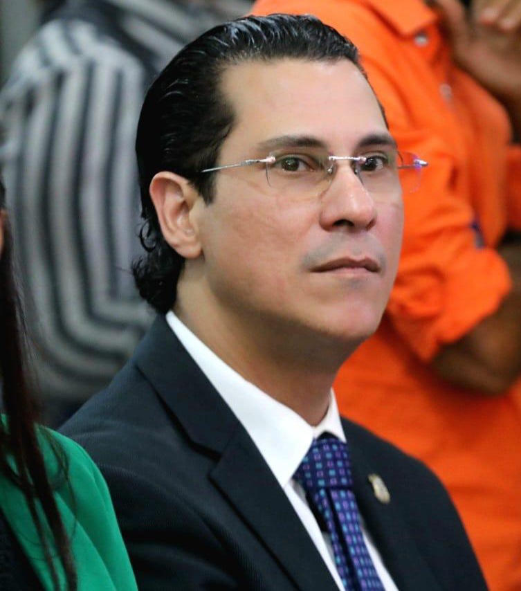 Diputado Félix Michell Rodríguez acusa al gobierno de secuestrar datos ...