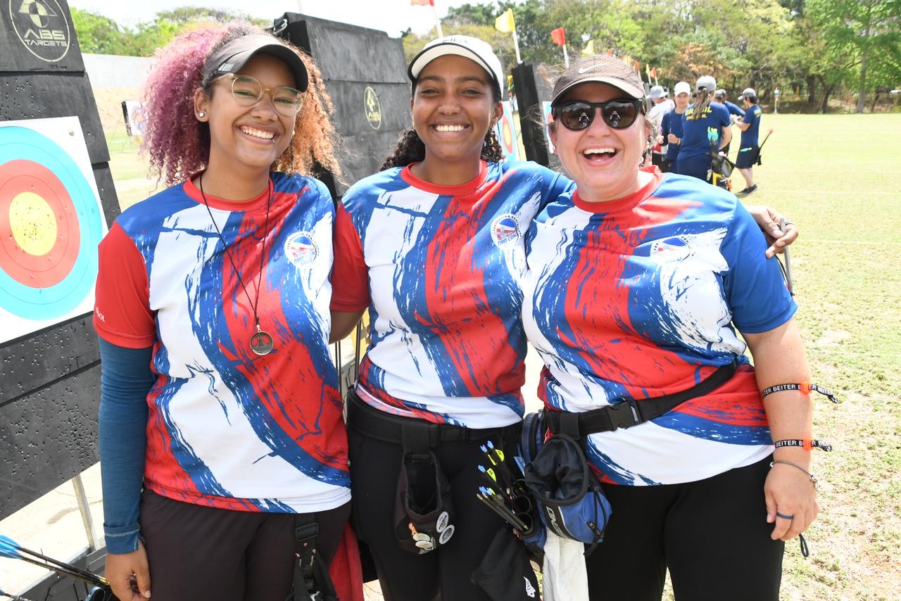 Equipo compuesto RD, oro en Copa Merengue de Tiro con Arco (fotos) – Diario Dominicano