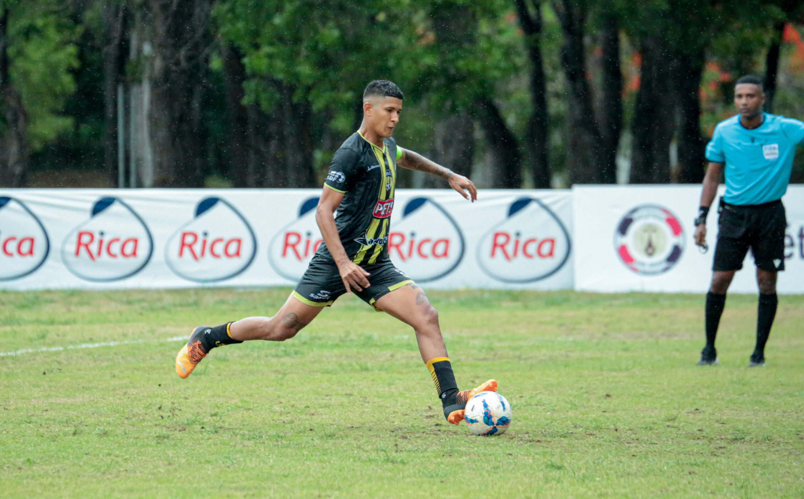 Electrizante empate del MOCA FC y Delfines en jornada 11 de LDF ...