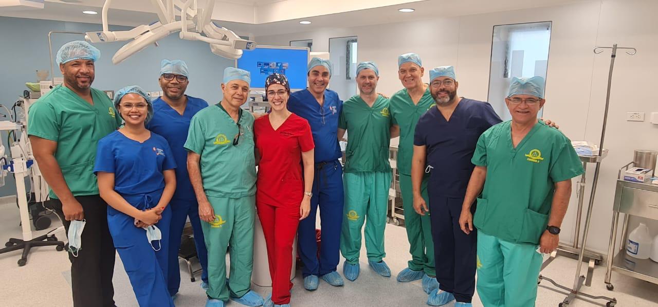 Dr. Pablo Mateo realizó una semana de jornada junto al Dr. Juan Fulla a ...