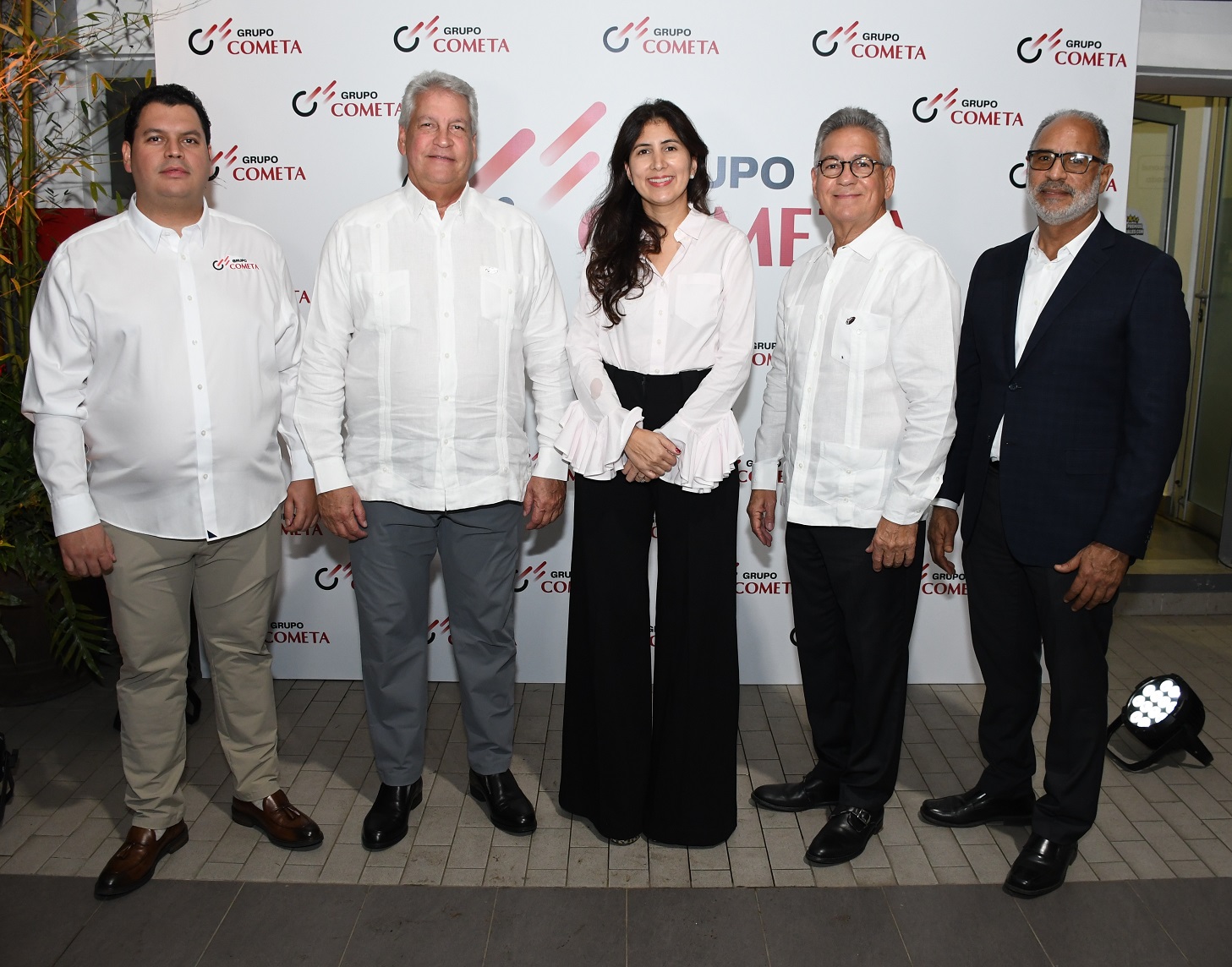 Grupo Cometa inaugura nueva Sucursal Centro Cometa en Santiago de Los ...