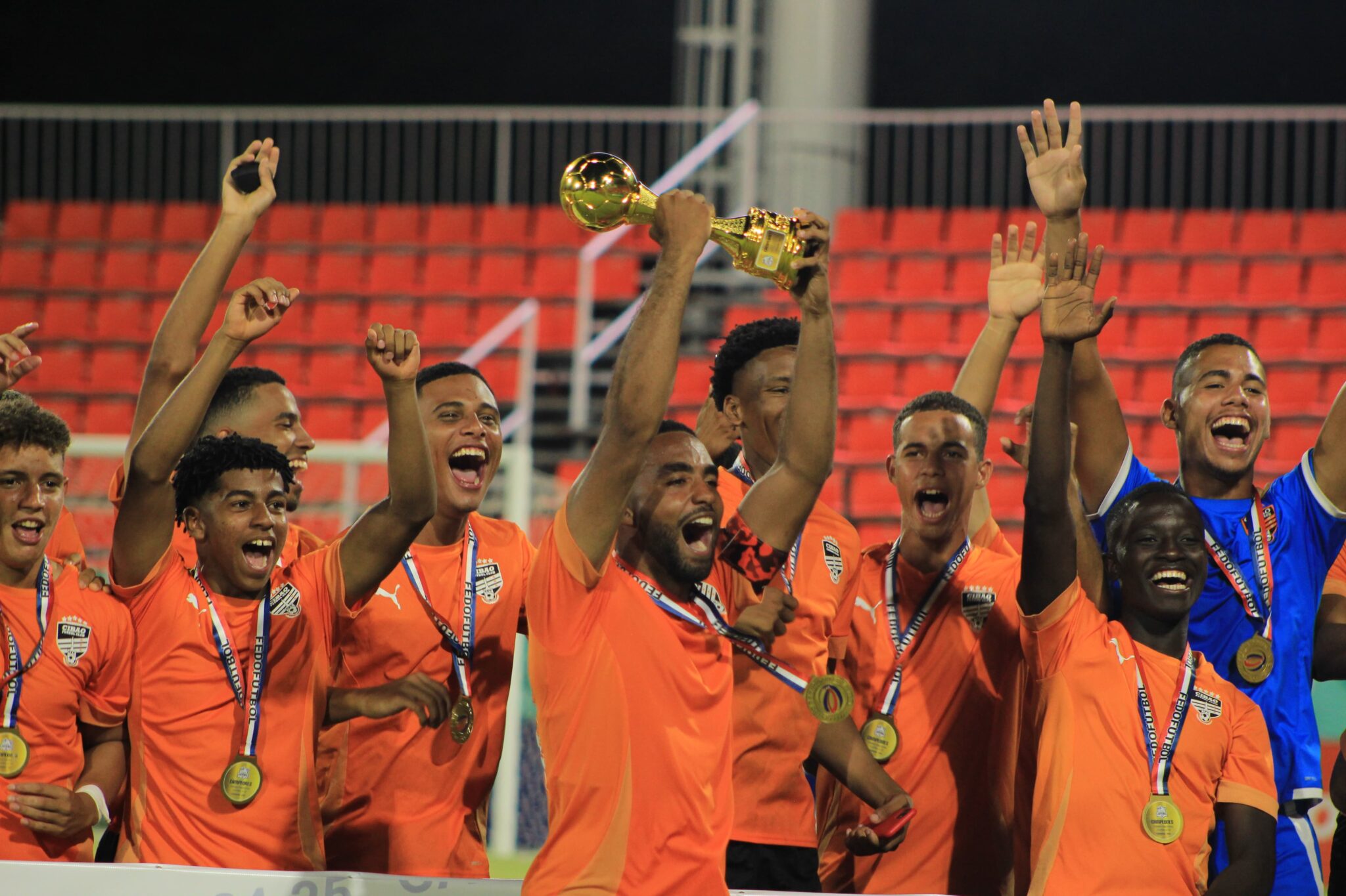 Cibao FC coronado campeón del TNAC Juvenil 2025 de la FDF – Copa Inefi ...