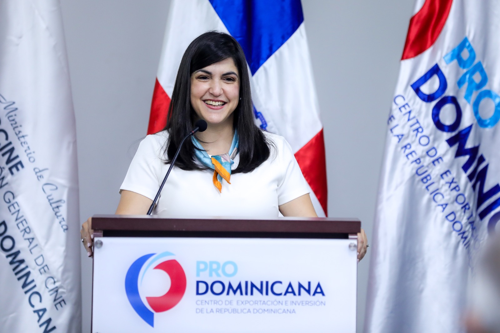 Dominicana logra récord de exportaciones entre enero y agosto – Diario ...